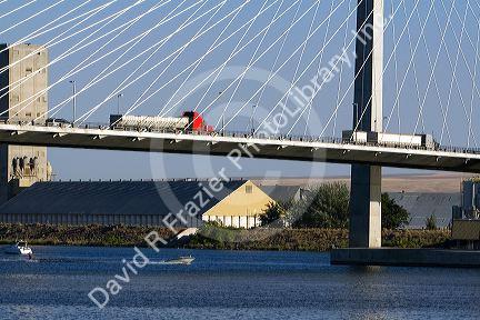 Long haul trucks cross the Ed Hendler Bridge spanning the Columbia ...