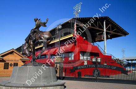 Bronze Bucking Horse statue at the Centennial Plaza in Pendleton ...
